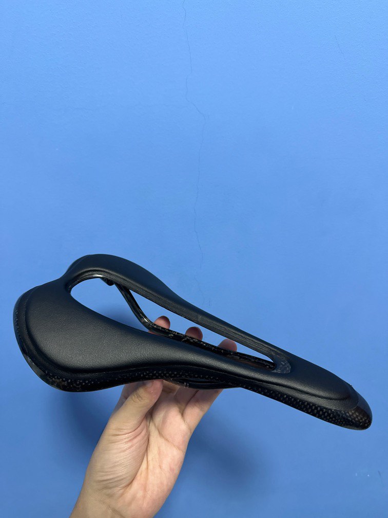 Full Carbon Lightweight Saddle (Italian Style), Sports Equipment ...