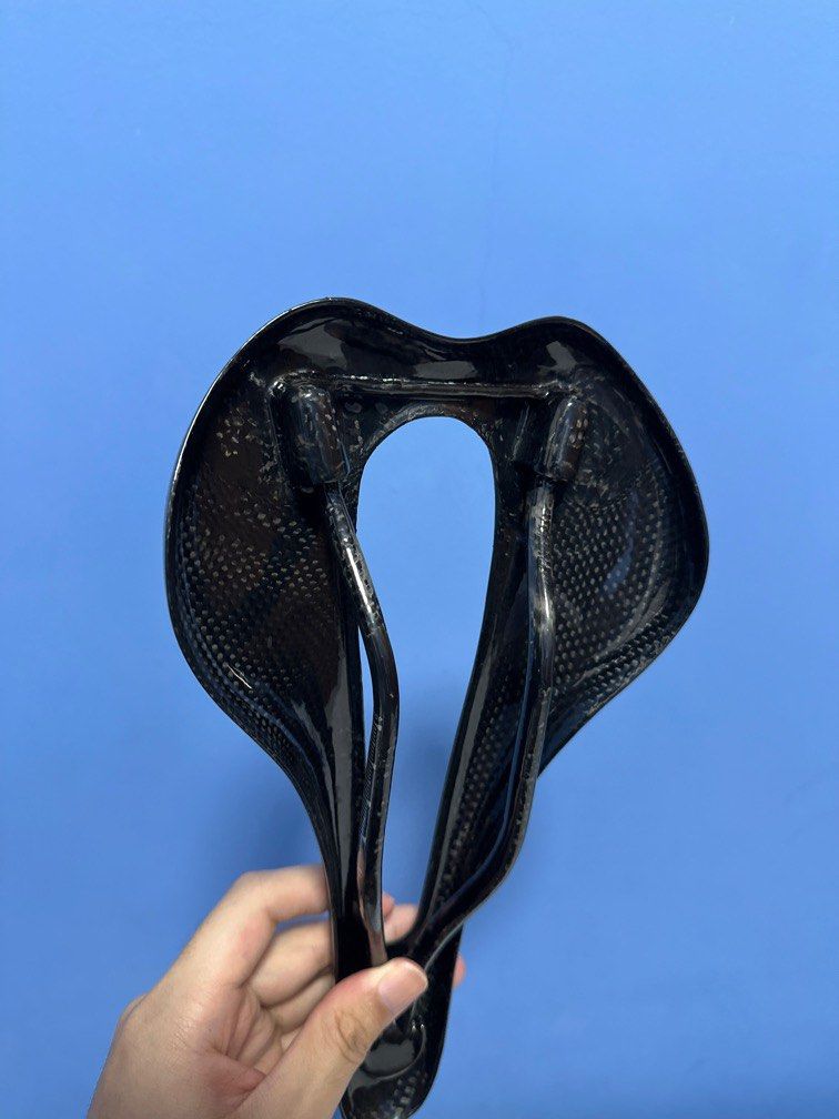 Full Carbon Lightweight Saddle (Italian Style), Sports Equipment ...