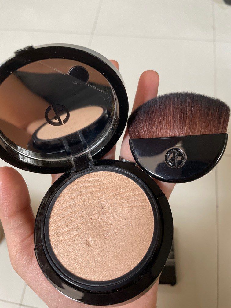 Giorgio Armani Luminous Silk Glow Fusion Powder, Beauty & Personal Care ...