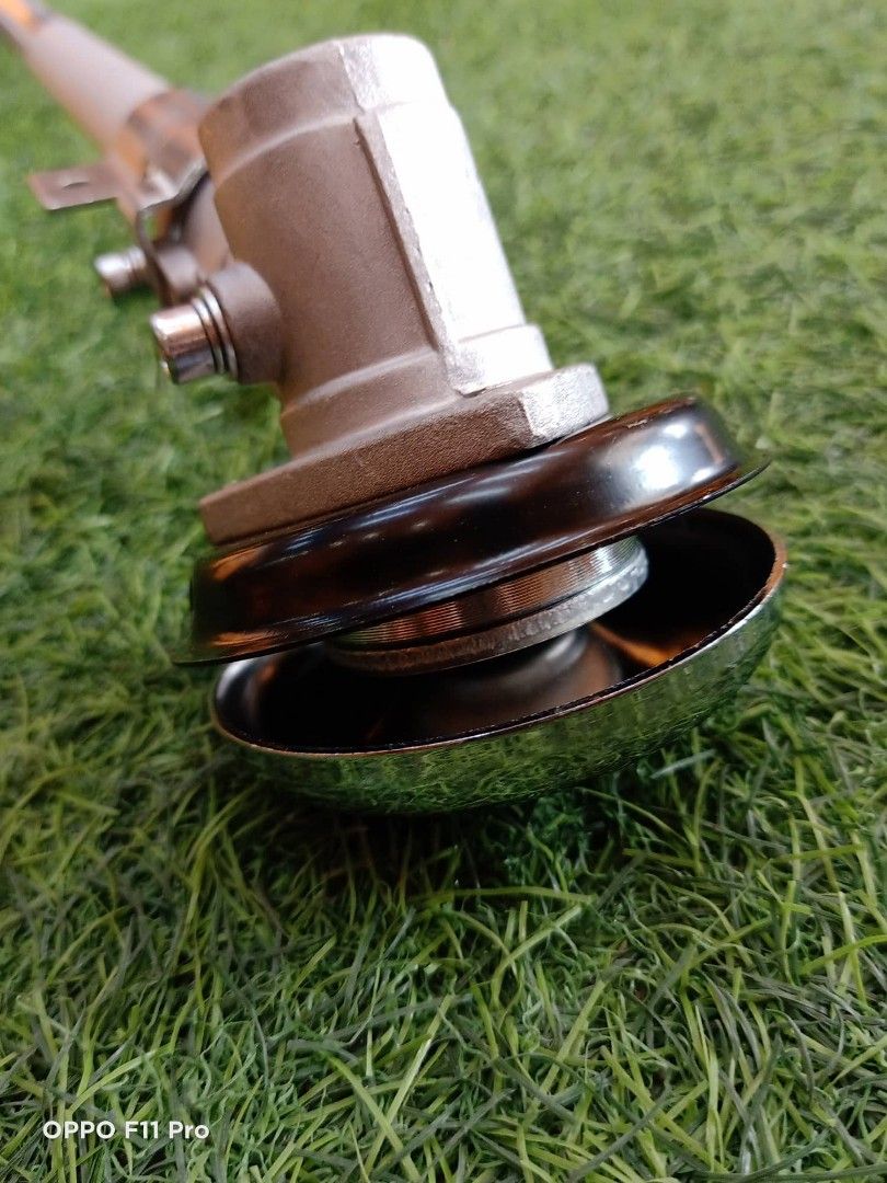 Grass cutter 4stroke, Commercial & Industrial, Construction Tools ...