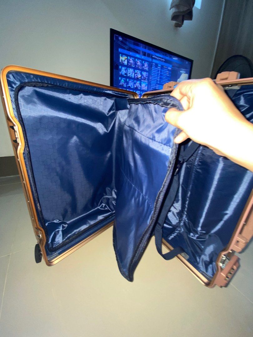 Hand carry luggage 7kg, Hobbies & Toys, Travel, Luggage on Carousell