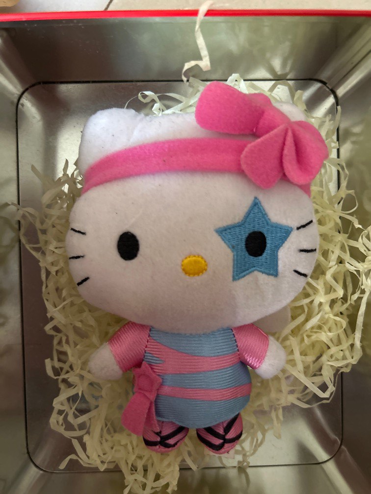 Hello Kitty Plush Toy, Hobbies & Toys, Toys & Games on Carousell