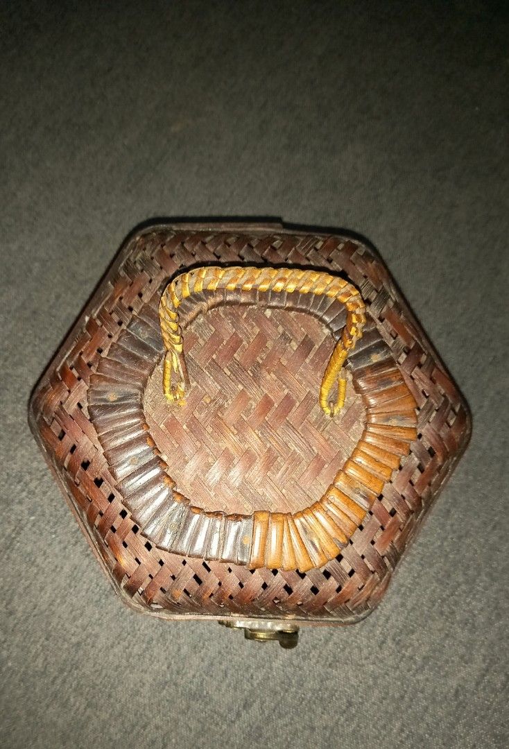 Hexagon Bamboo Woven Design with metal latch, Hobbies & Toys ...
