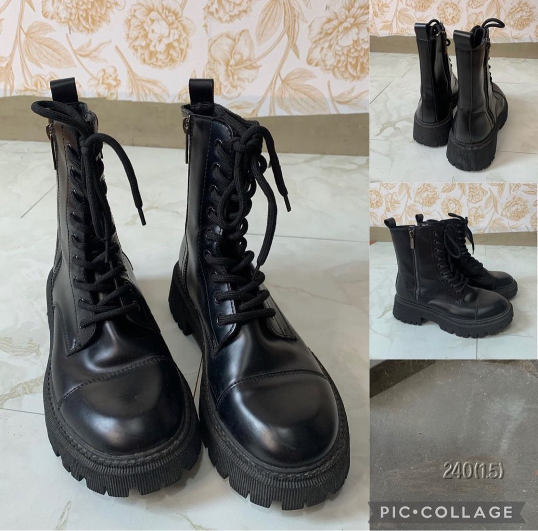 HQ black lace up boosts, Women's Fashion, Footwear, Boots on Carousell