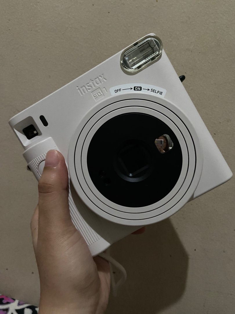 Instax Square SQ1 White Chalk, Photography, Cameras on Carousell