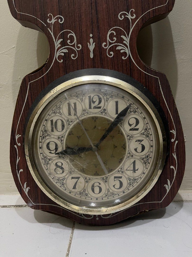 Jam dinding classic germany, Antik, Furnitur di Carousell