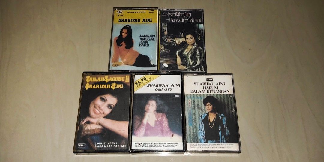 Kaset Sharifah Aini 1, Hobbies & Toys, Music & Media, CDs & DVDs on Carousell