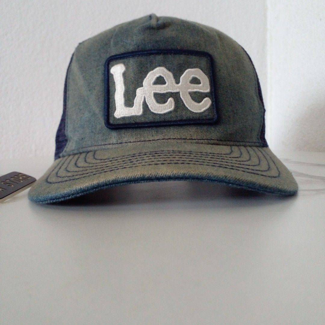 Lee, Men's Fashion, Watches & Accessories, Cap & Hats on Carousell