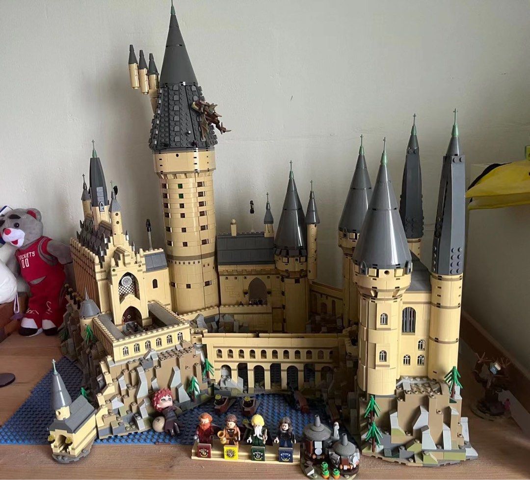 Lego 71043 Hogwarts Castle, Hobbies & Toys, Toys & Games on Carousell