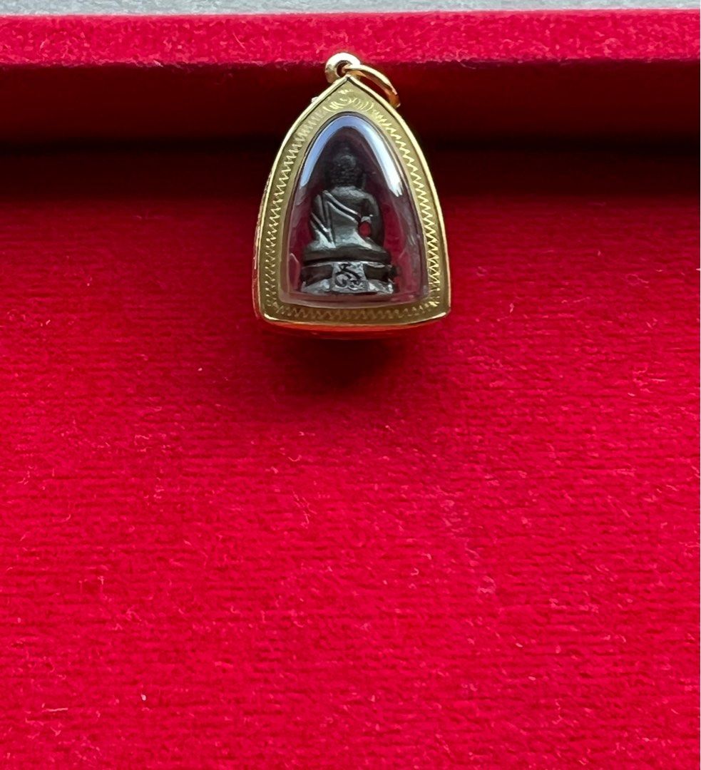 Lp Liew Phra Kring Phra Chaiwat Roon Sukjai, Hobbies & Toys, Memorabilia & Collectibles ...