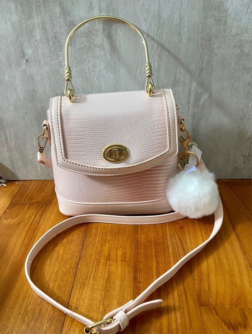 Mizzue cross-body bag, Women's Fashion, Bags & Wallets, Cross-body Bags ...