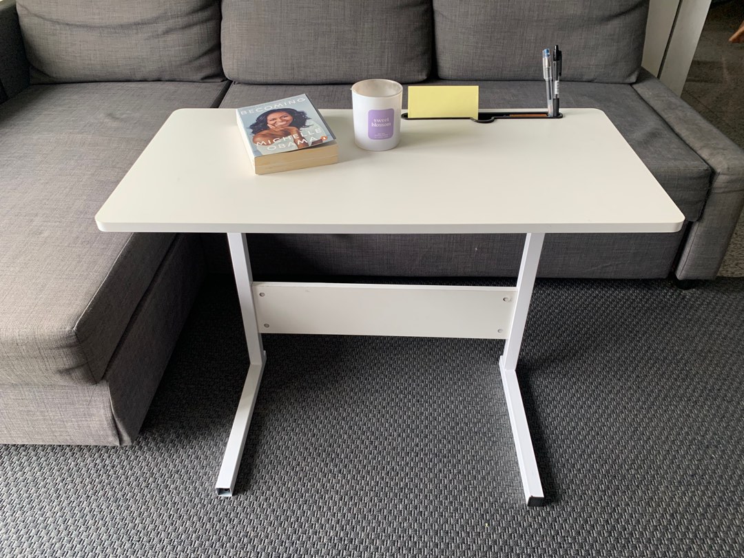 (Move out sale) - movable computer/ laptop/ bedside/ study table/ desk ...