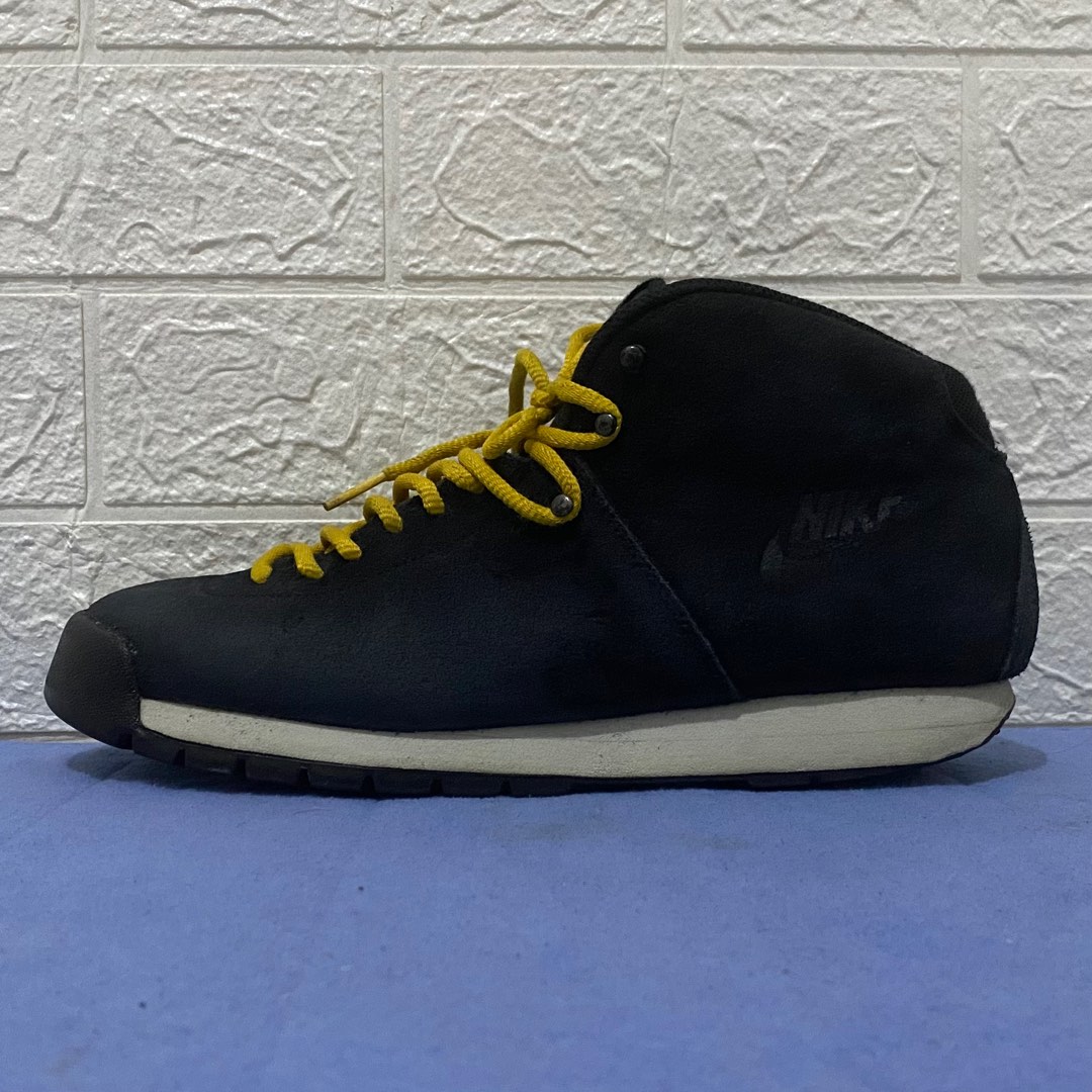 Nike Air Magma ND, Fesyen Pria, Sepatu , Sneakers di Carousell