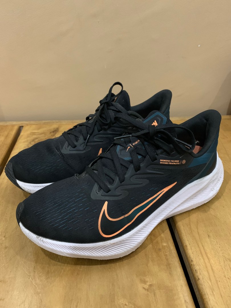 Nike Air Zoom Winflo 7, Men's Fashion, Footwear, Sneakers on Carousell