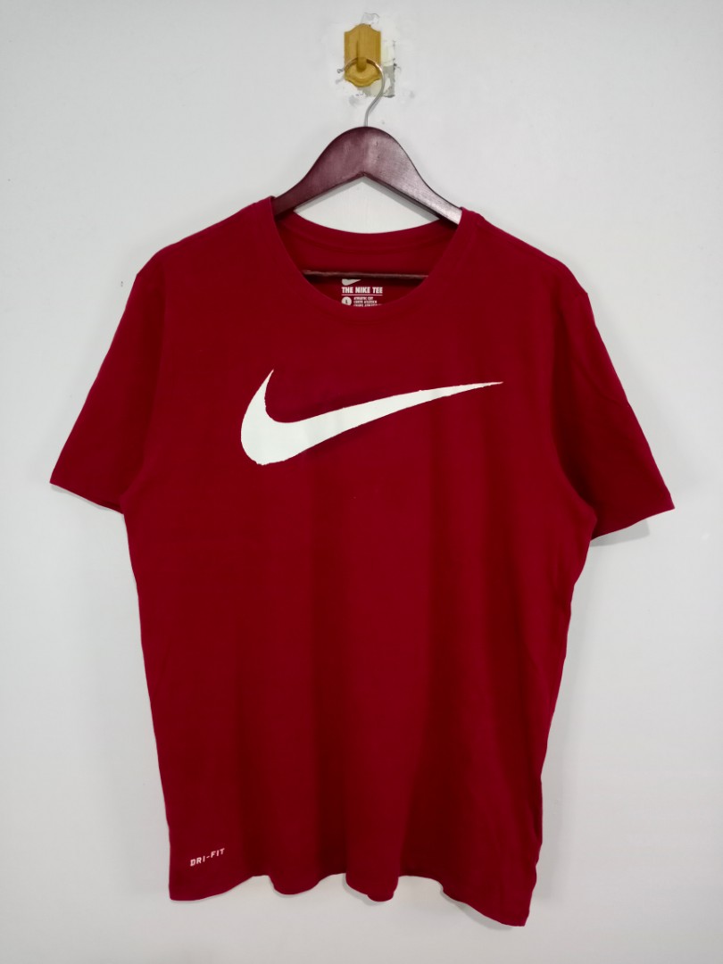 Nike Maroon, Men's Fashion, Tops & Sets, Tshirts & Polo Shirts on Carousell