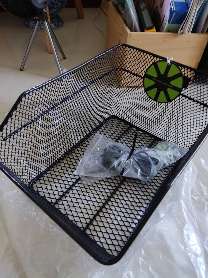 Original Dahon Rear Basket, Sports Equipment, Bicycles & Parts, Parts ...