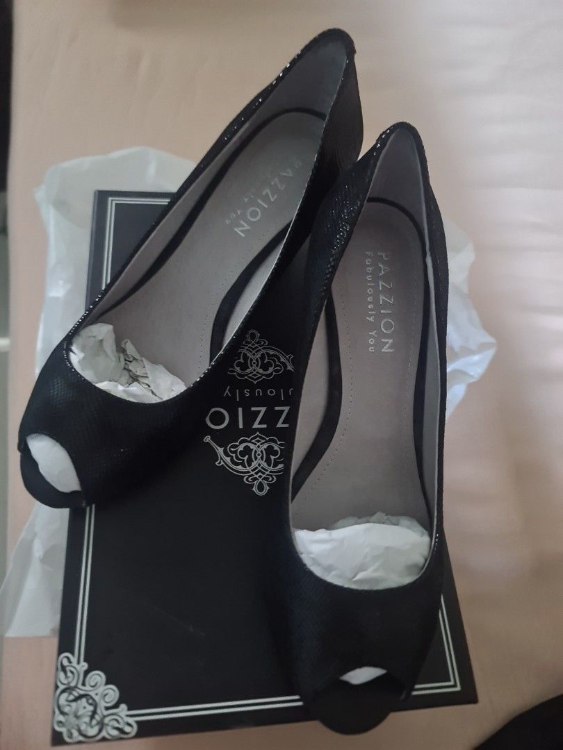 Pazzion platform shoe, Women's Fashion, Footwear, Flats on Carousell