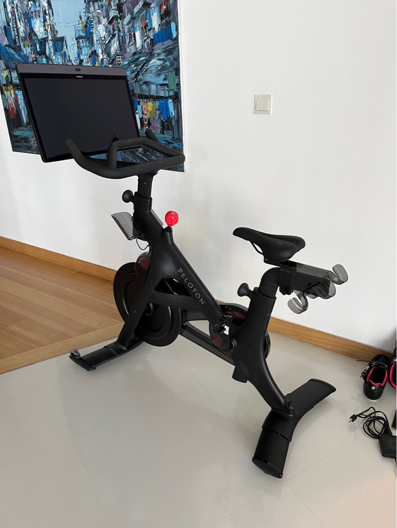 Peloton Bike +, Sports Equipment, Exercise & Fitness, Cardio & Fitness ...