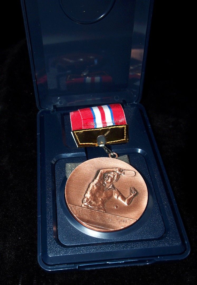 Ping pong medal antique vintage, Hobbies & Toys, Memorabilia ...
