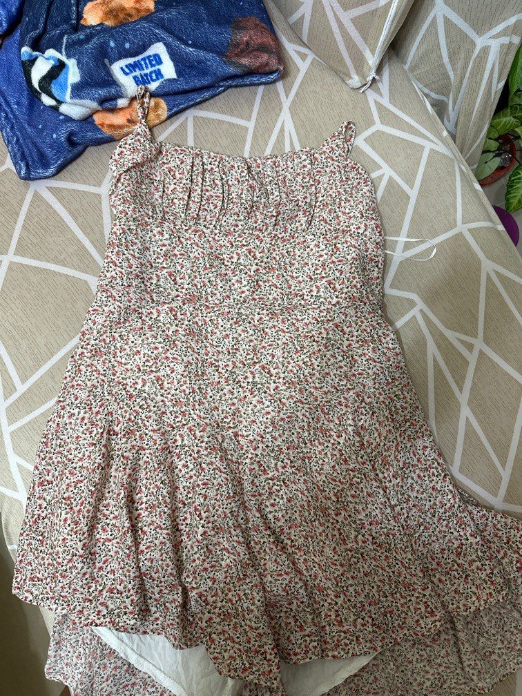 Princess Polly floral romper, Women's Fashion, Dresses & Sets, Rompers ...