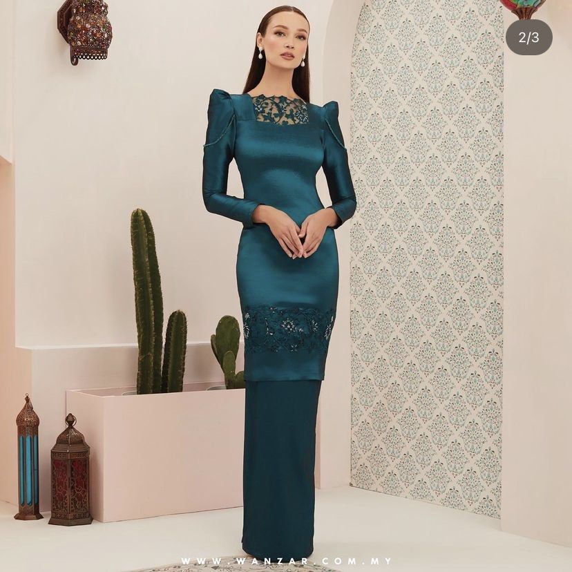 WANZAR QUINELLA KURUNG IN IMPERIAL BLUE, Women's Fashion, Muslimah ...