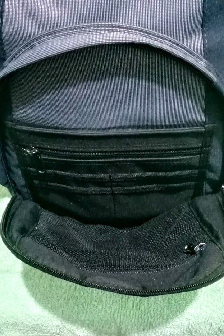Samsonite Trunk & Co Backpack, Men's Fashion, Bags, Backpacks on Carousell