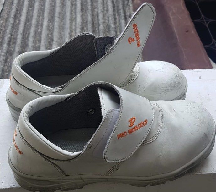 Sepatu besi made in korea, Fesyen Pria, Sepatu , Sepatu Boot di Carousell