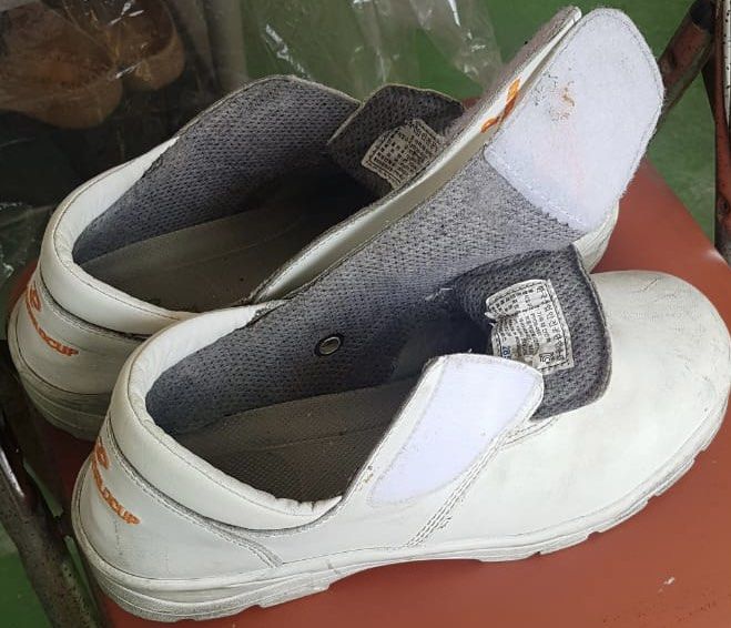 Sepatu besi made in korea, Fesyen Pria, Sepatu , Sepatu Boot di Carousell