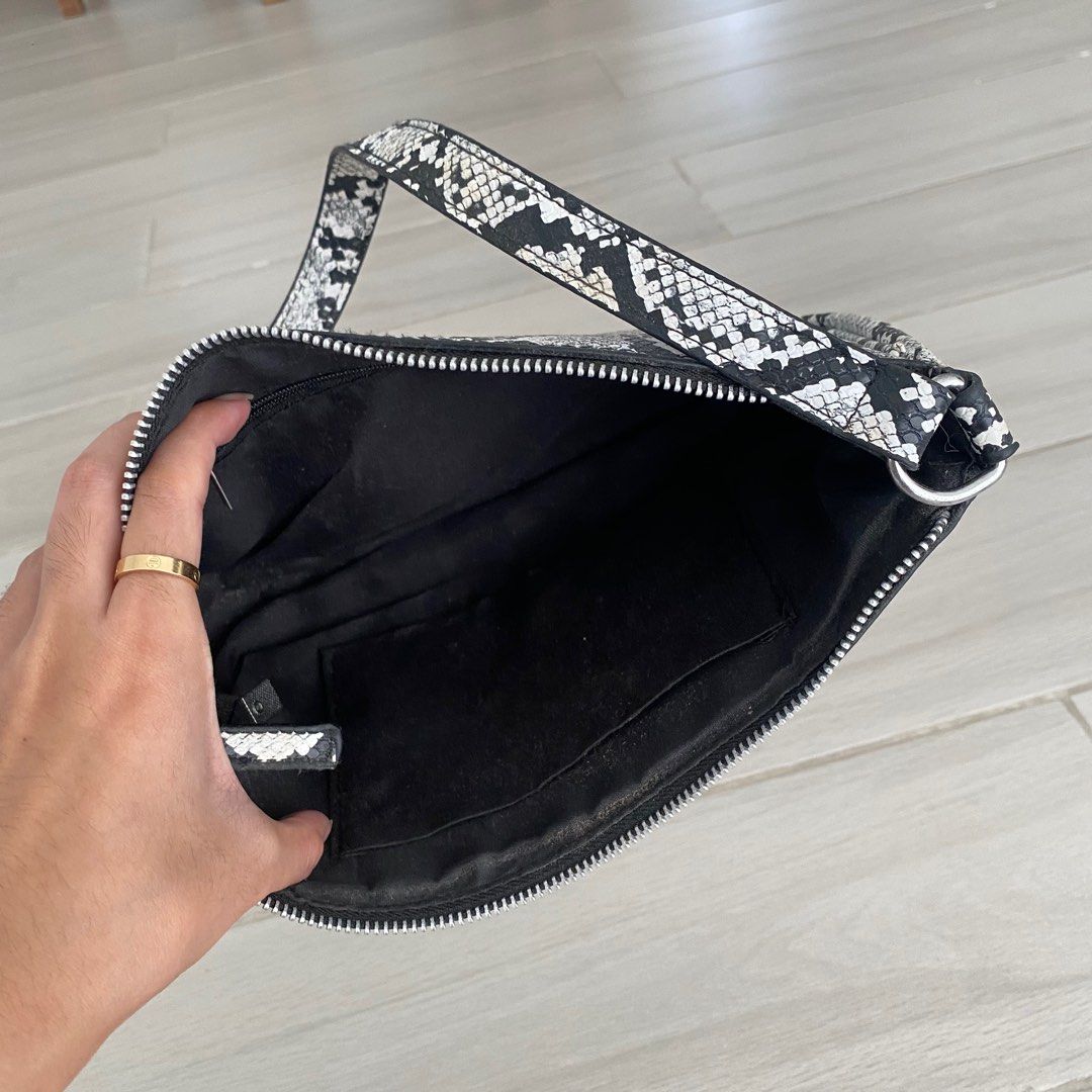 Snake skin bag, Women's Fashion, Bags & Wallets, Shoulder Bags on Carousell