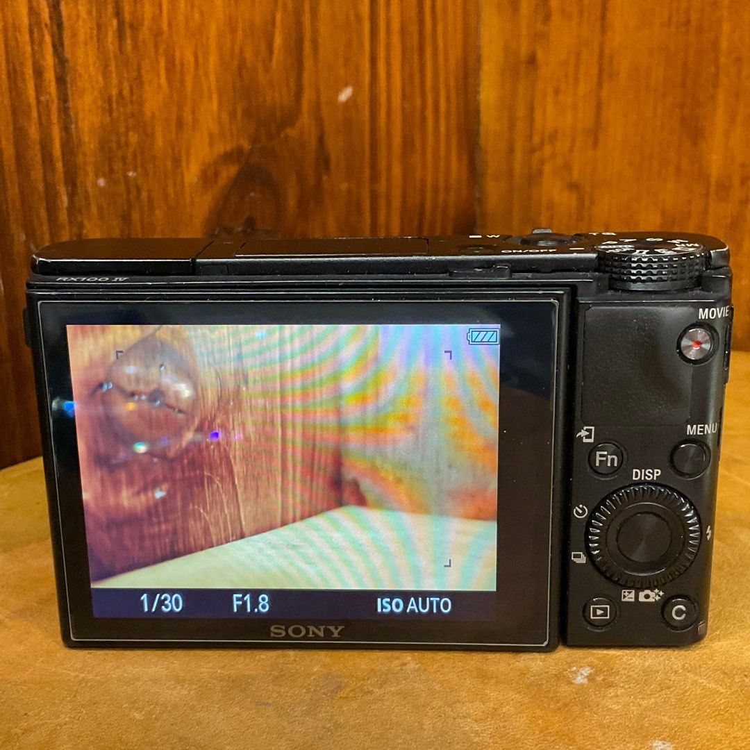 Sony RX00 Mk4 (4704577) With Box, Photography, Cameras on Carousell