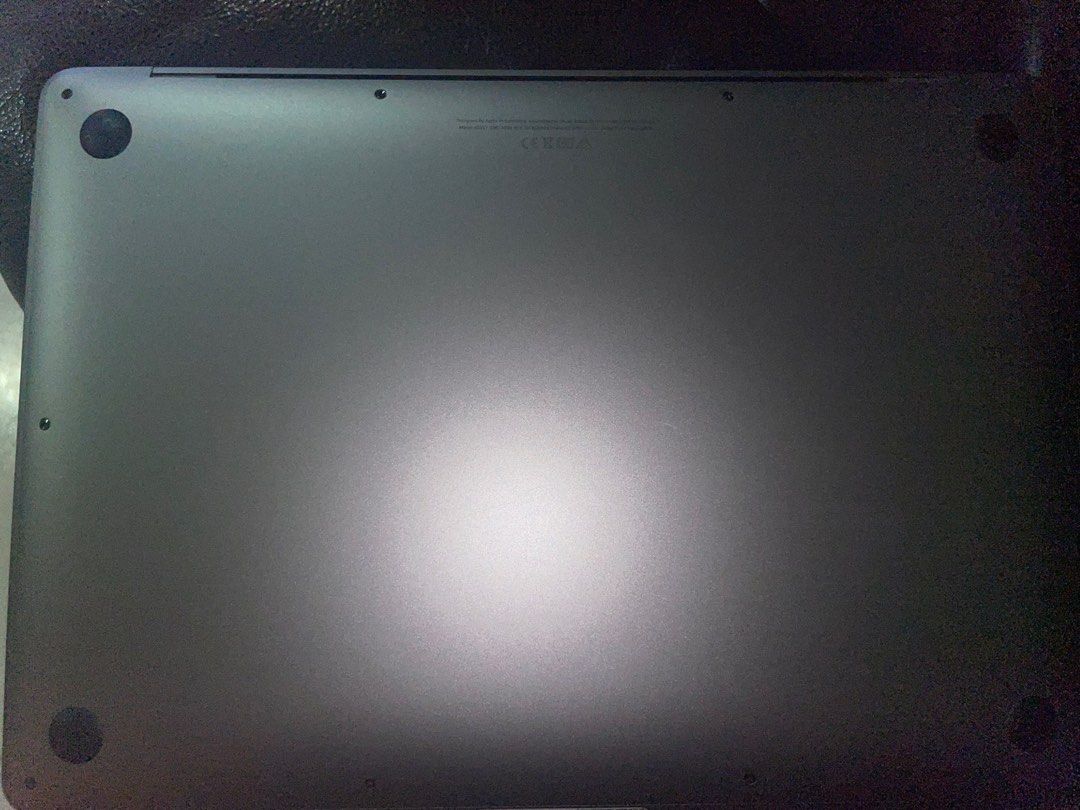 Space Grey MacBook Air 13-inch with M1 Chip (Free 30W Charger Included ...