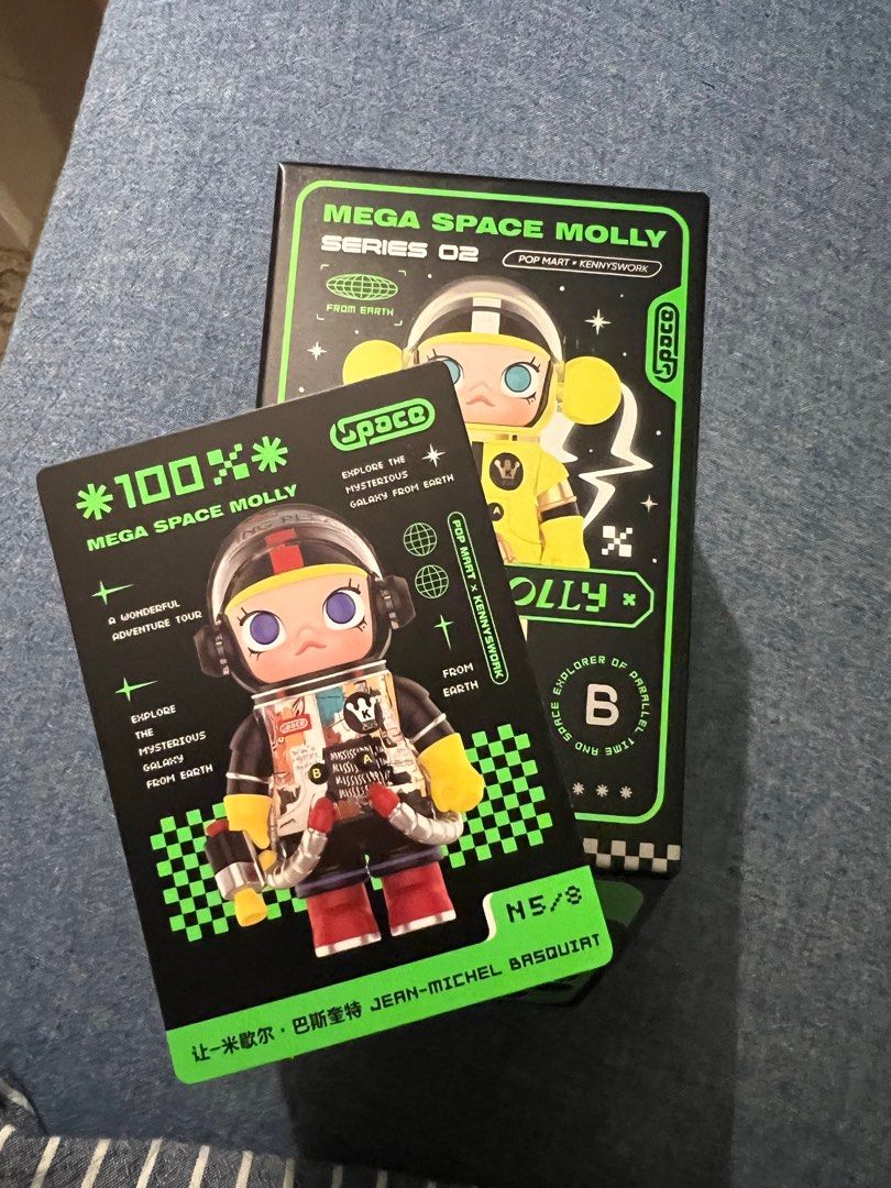 Space Molly v2, Hobbies & Toys, Memorabilia & Collectibles, Vintage ...