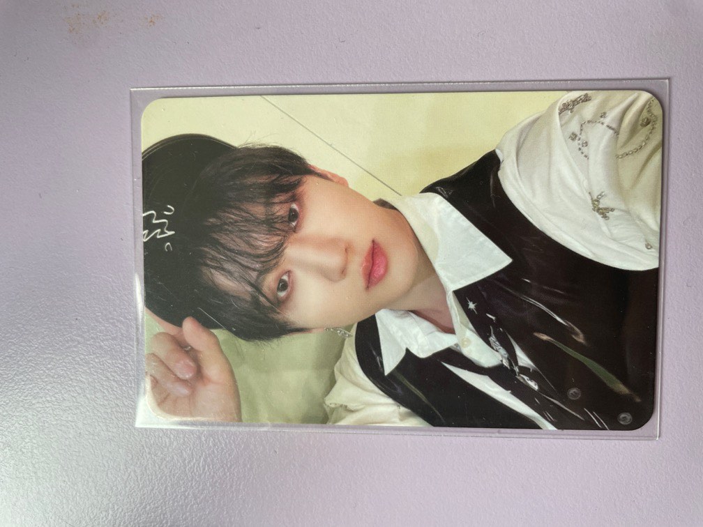 Stray kids ChangBin S class, 興趣及遊戲, 收藏品及紀念品, 韓流 - Carousell