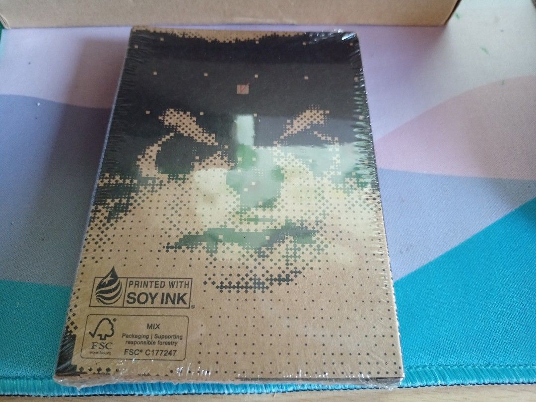 [On Hand] Taehyung V layover weverse, Hobbies & Toys, Memorabilia ...