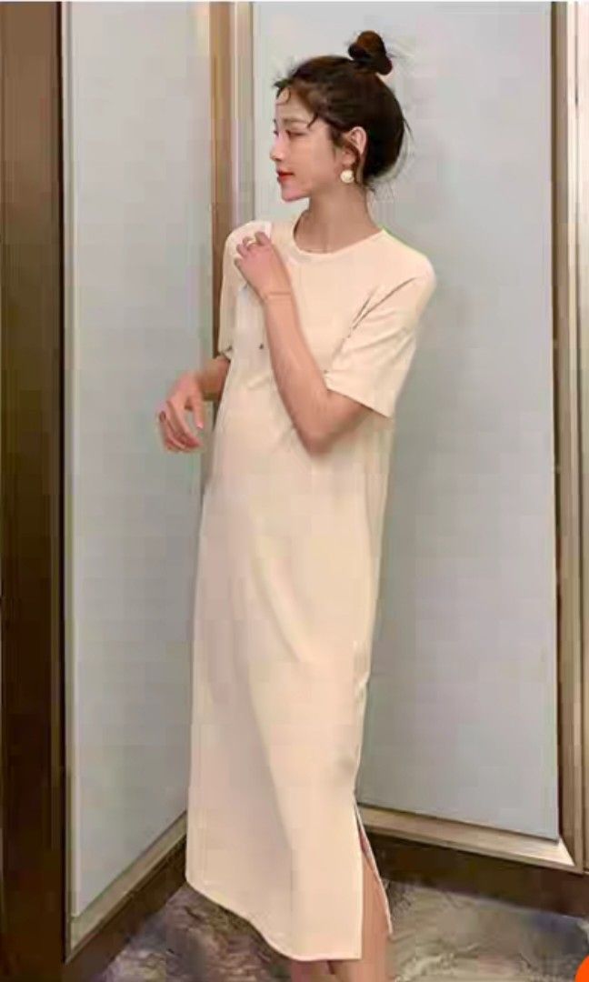 Taobao loose pleated dress in cream, Women's Fashion, Dresses & Sets, Dresses on Carousell