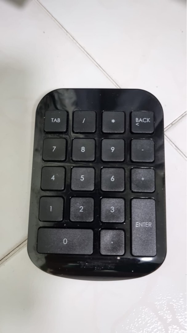 Targus Wireless Keypad, Computers & Tech, Parts & Accessories, Computer Keyboard on Carousell