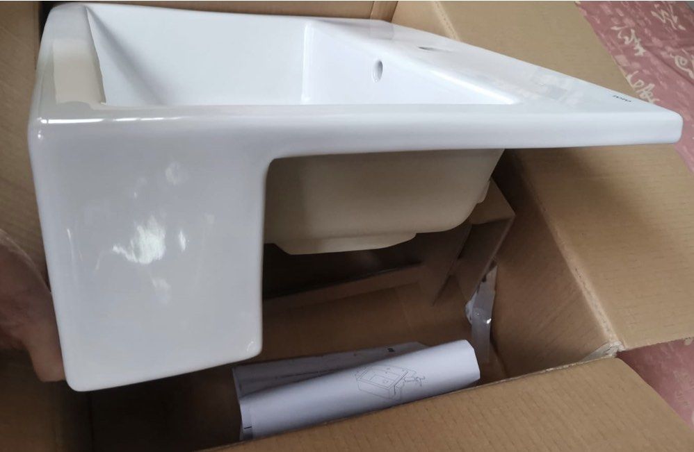TOTO semi recessed basin, Furniture & Home Living, Bathroom & Kitchen Fixtures on Carousell