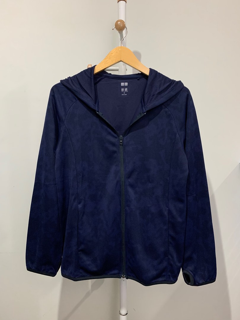 UNIQLO RUNNING DRY EX, Fesyen Wanita, Pakaian Wanita, Baju Luaran di ...