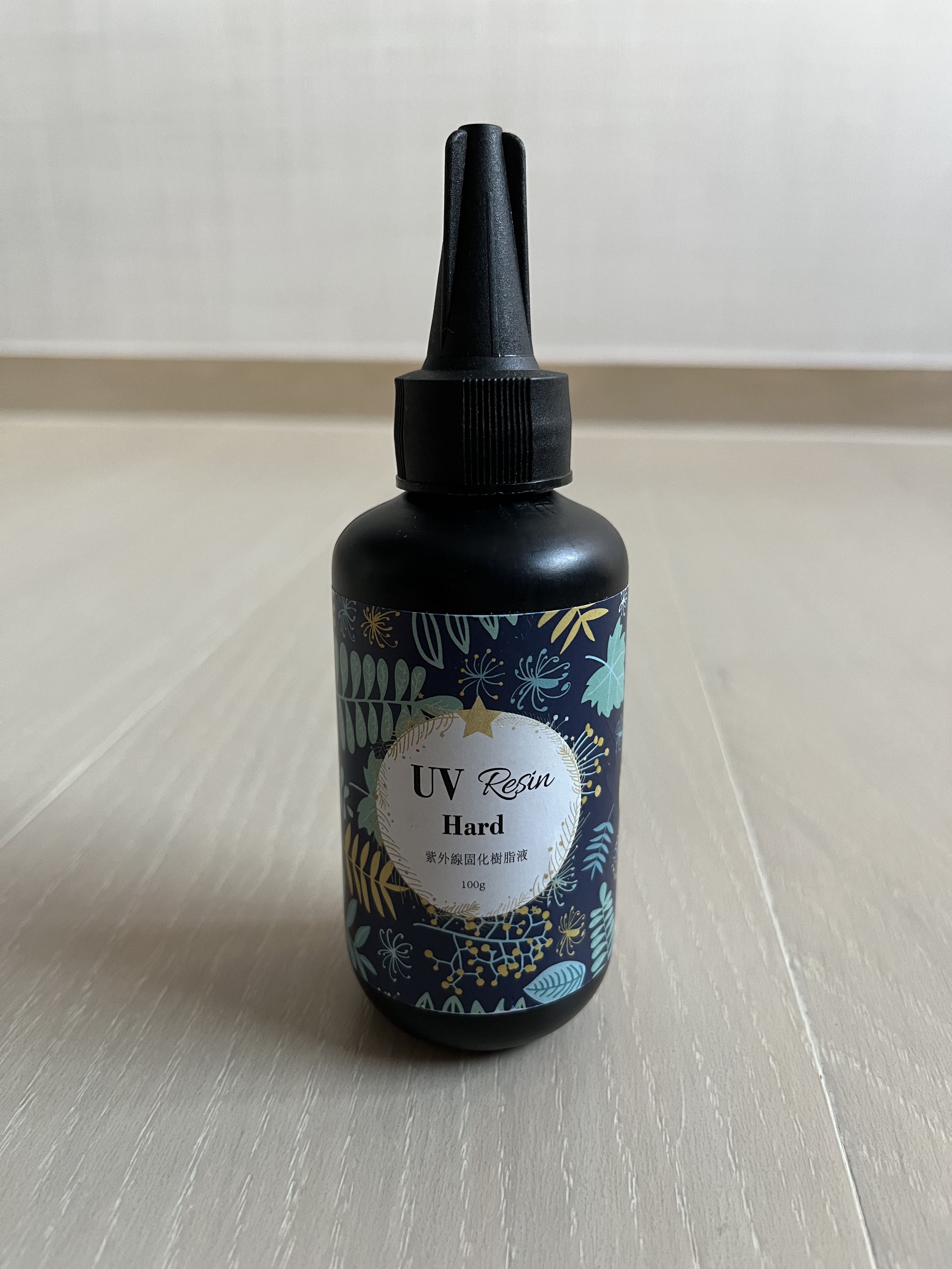 UV resin (100g), Hobbies & Toys, Stationery & Craft, Craft Supplies ...