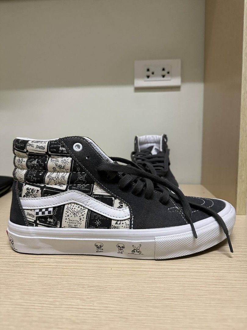 Vans x Daniel Johnstone colab, Men's Fashion, Footwear, Sneakers on ...