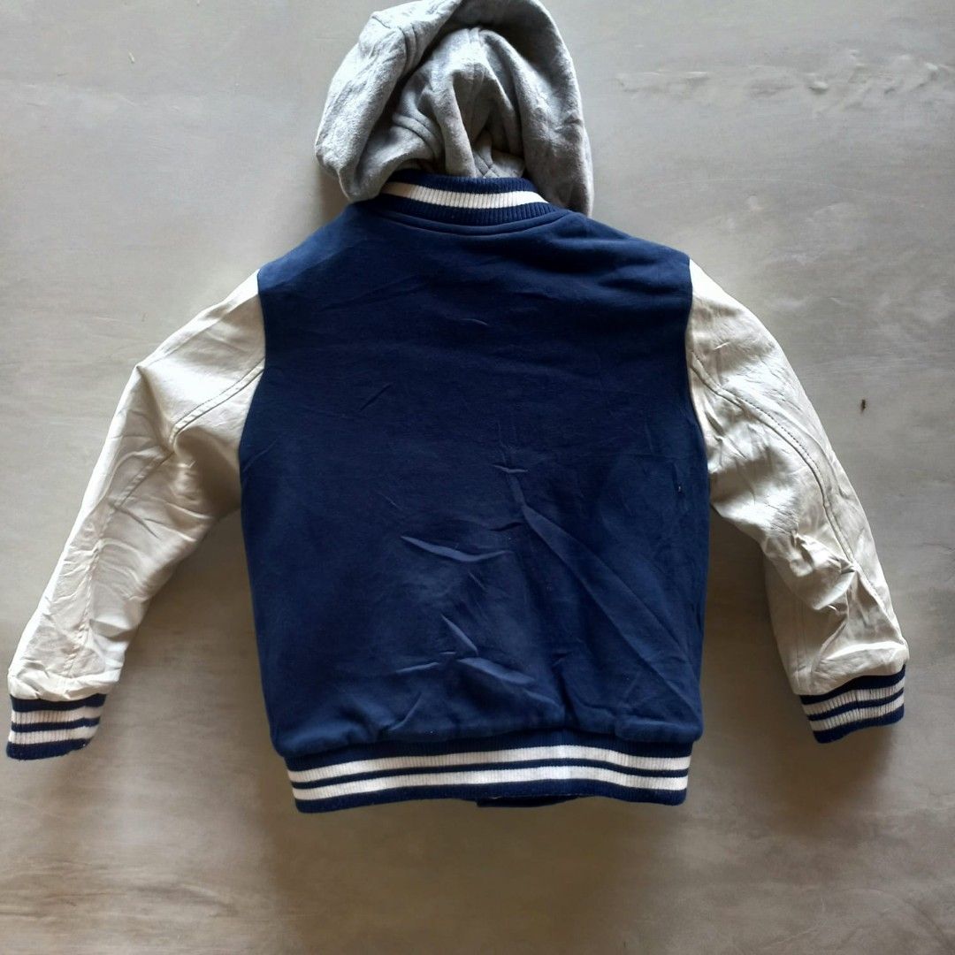 Varsity Kulit Original MLB merchandise, Fesyen Pria, Pakaian , Atasan ...