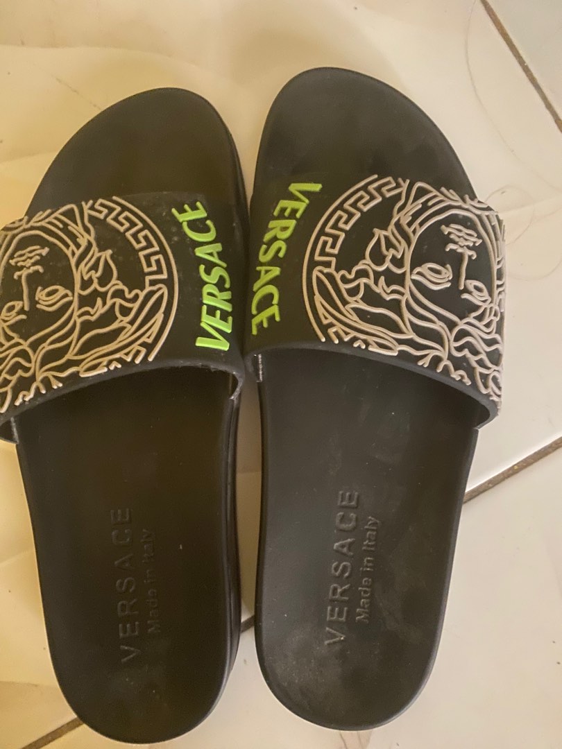 VERSACE MEDUSA SLIDES ️, Women's Fashion, Footwear, Slippers and slides ...