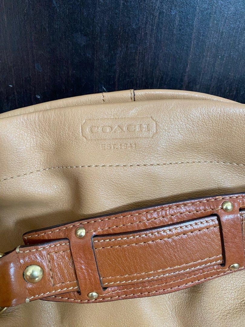 Vintage Coach Carly Brown Hobo Bag, Luxury, Bags & Wallets on Carousell