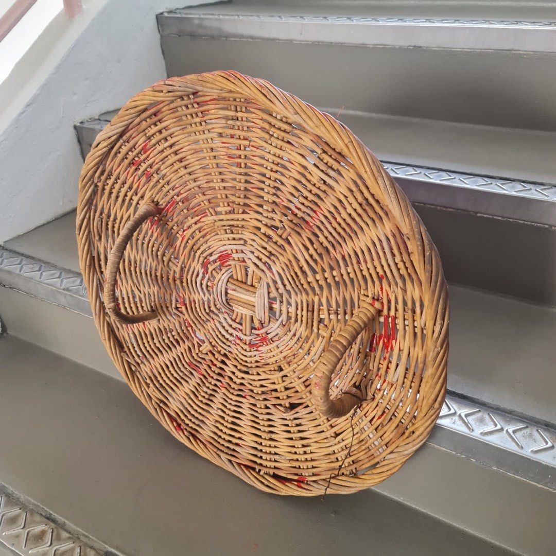 Vintage riot police shield Rattan, Hobbies & Toys, Memorabilia ...