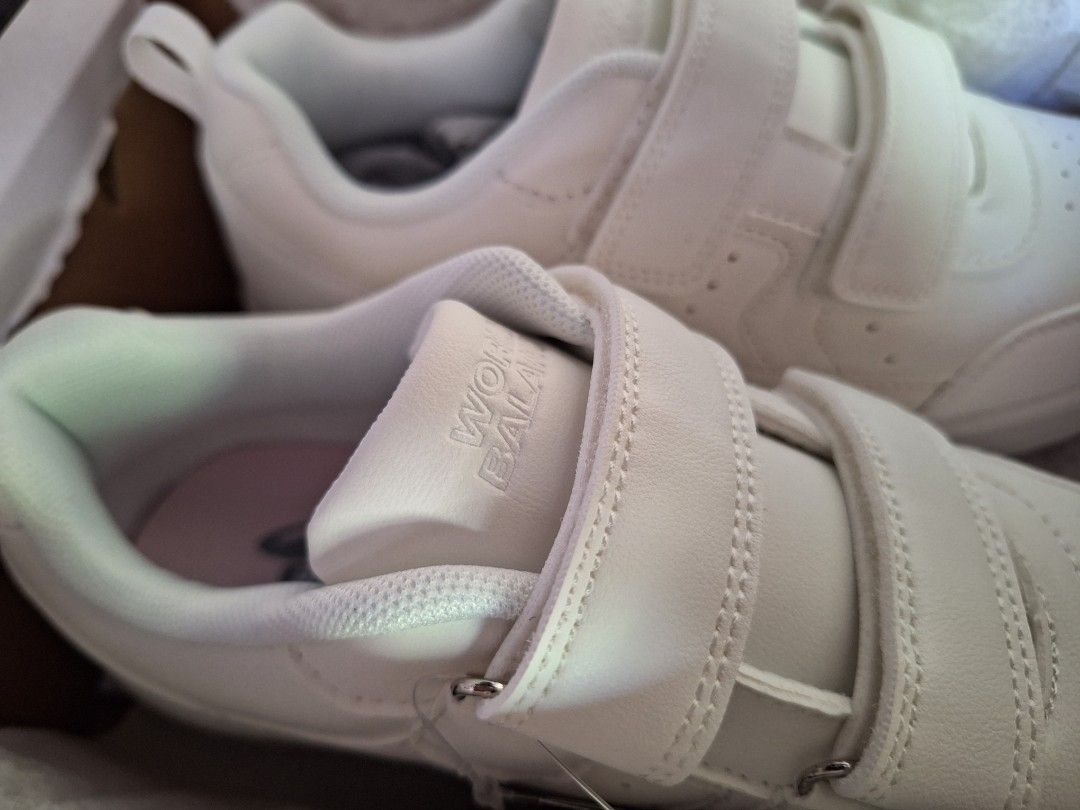 World Balance White Shoes Sneakers, Women's Fashion, Footwear, Sneakers ...