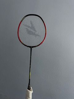 Yonex Voltric Lin Dan, Sports Equipment, Sports & Games, Racket & Ball ...