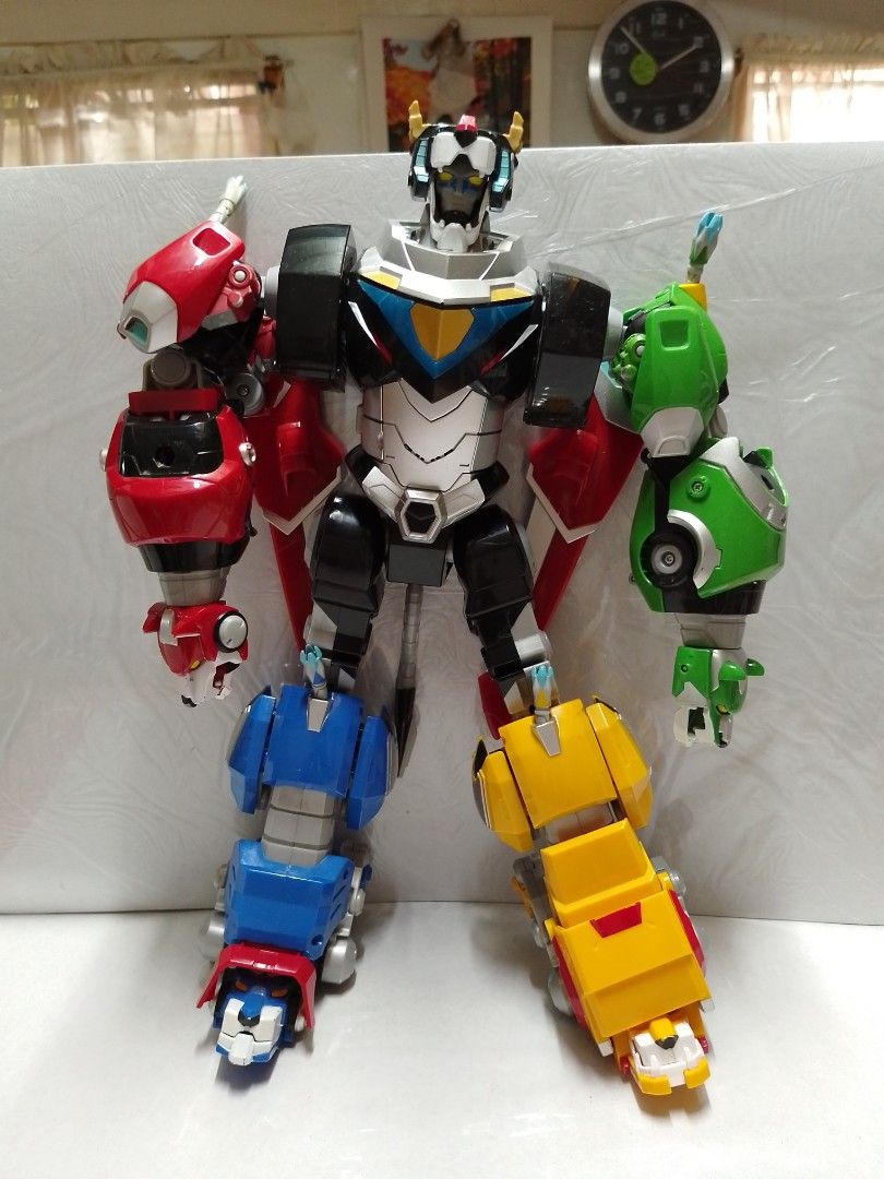 2017 PLAYMATES 16" TALKING LIGHT UP VOLTRON LEGENDARY DEFENDER SERIES 5 ...