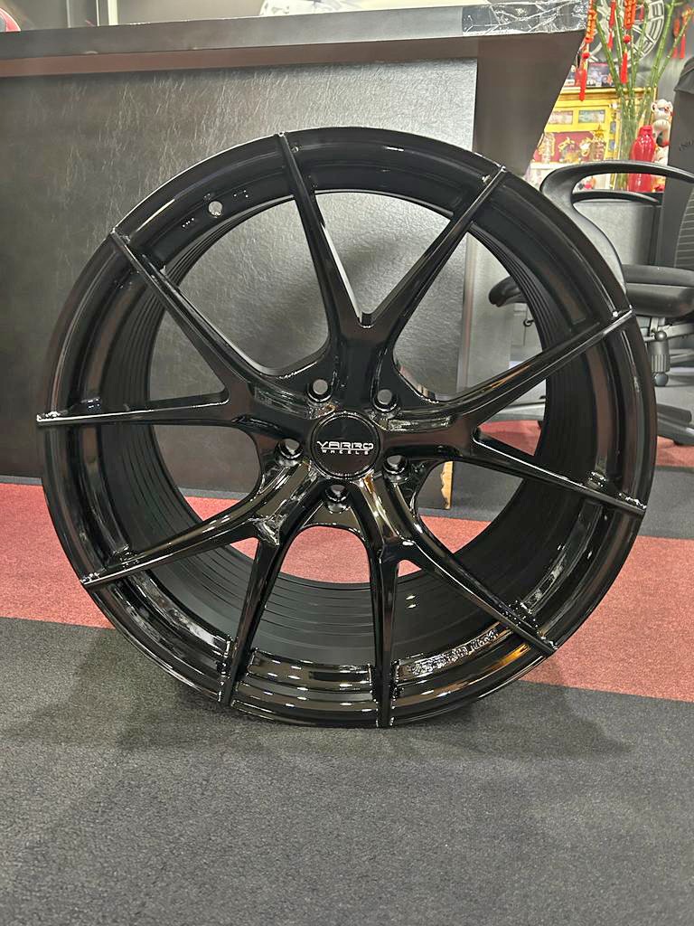 20" Varro Original: VD38X rims (flow-formed, staggered), Car ...