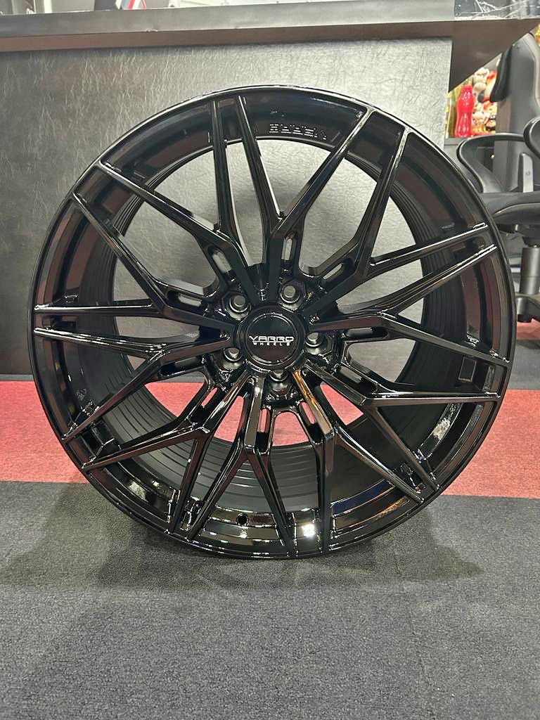 20" Varro Original: VD40X rims (flow-formed, staggered), Car ...