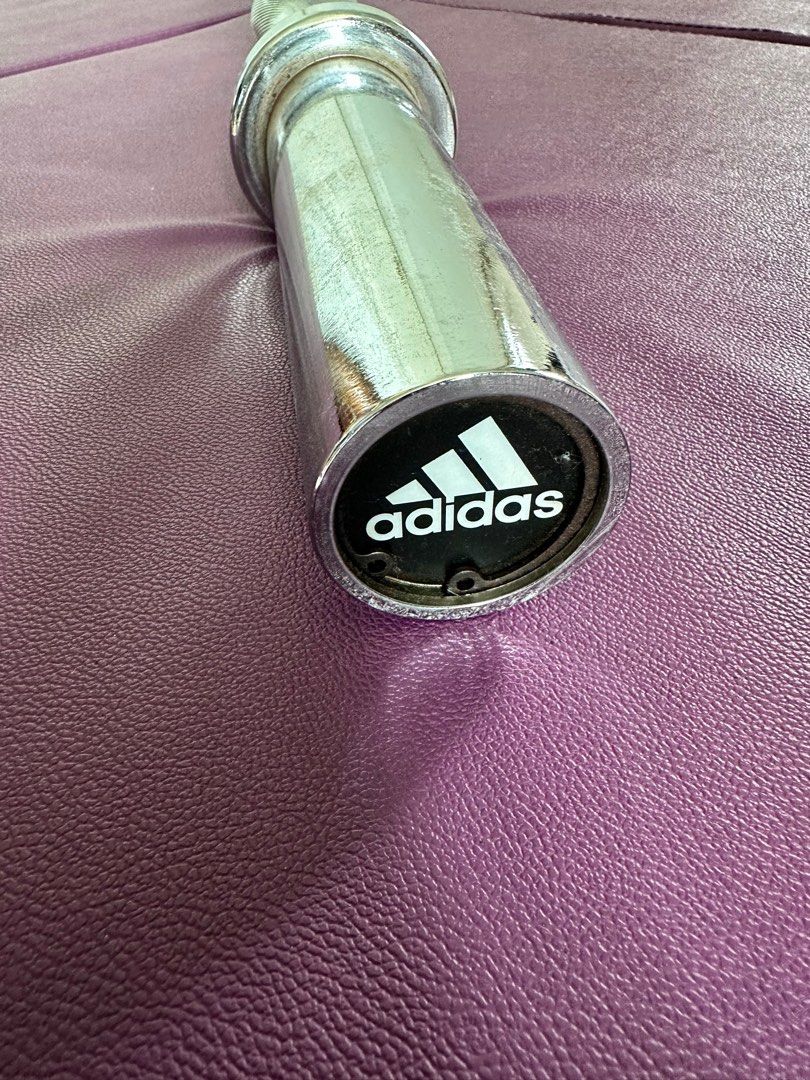 Adidas 48 inch Olympic Barbell Curl Bar, 運動產品, 運動與健身, 運動與健身 - 舉重和啞鈴 ...